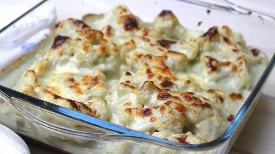 Coliflor con salsa de queso azul en Thermomix - Saltando la dieta