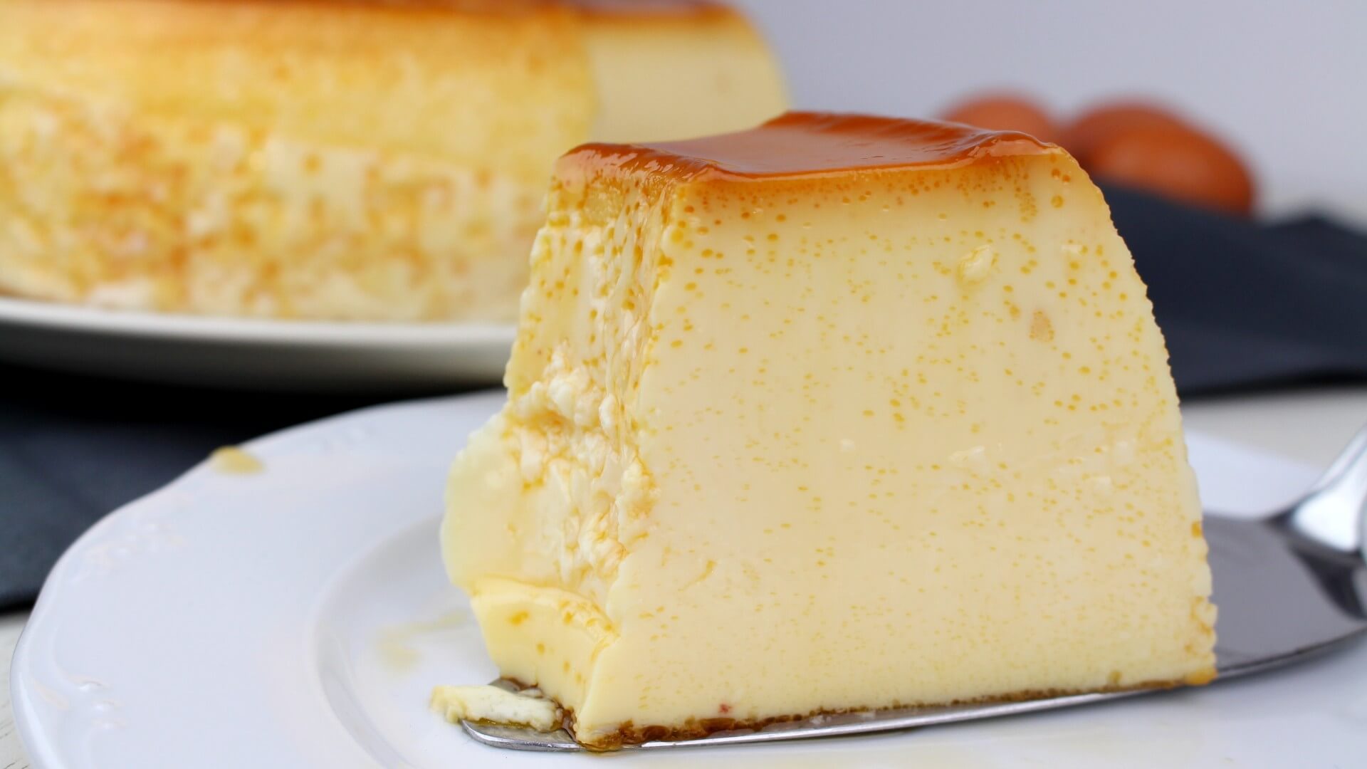 Flan de huevo casero - Receta fácil - Saltando la dieta